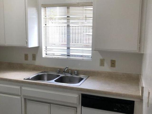 11406 Exposition Blvd 2 Bedroom Apartment for Rent at 11406 11406 Exposition Blvd, Los Angeles, CA 90064 West Los Angeles