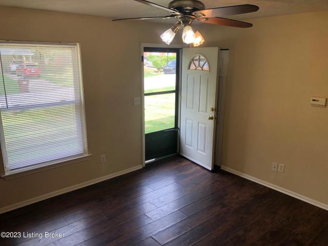 11408 Center Hill Ct
