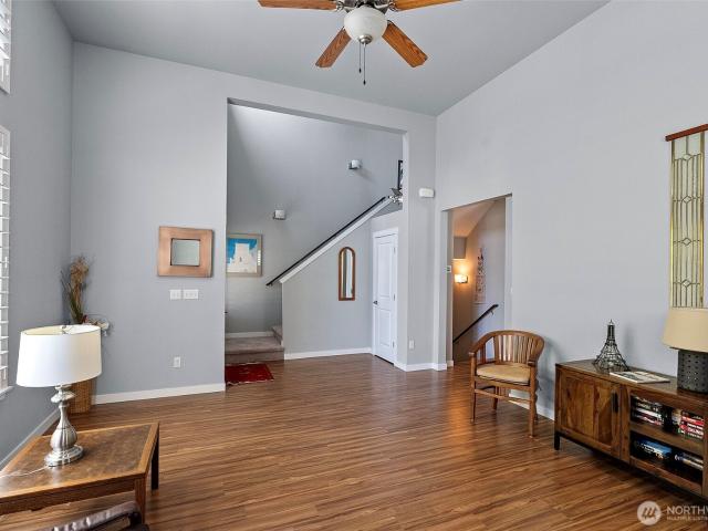 11409 Portage Place NW