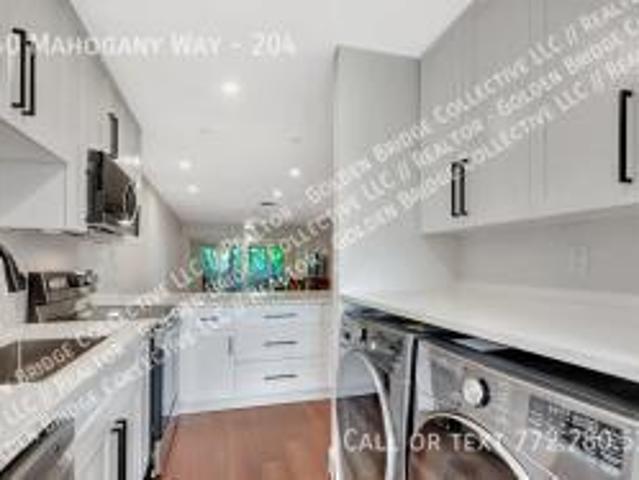 1140 Mahogany Way