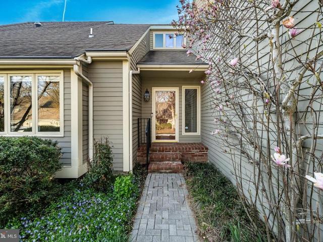 1140 Mews Lane # 41