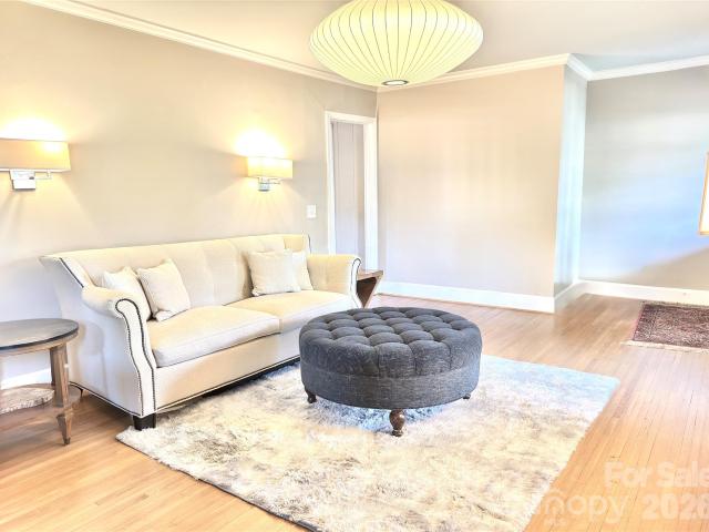 1140 Bevis Drive