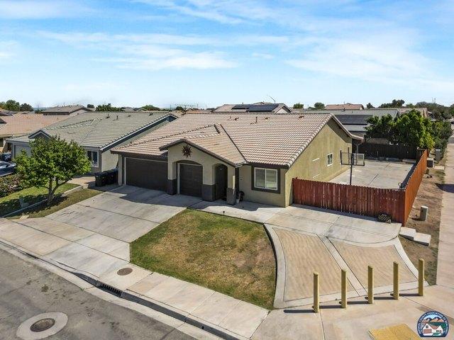 1140 Bloomfield St, Heber, CA 92249