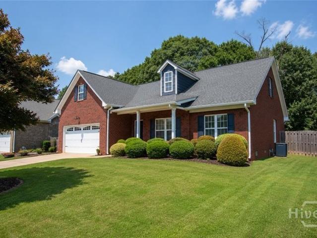 1140 Brookshire Dr, Bogart, GA 30622