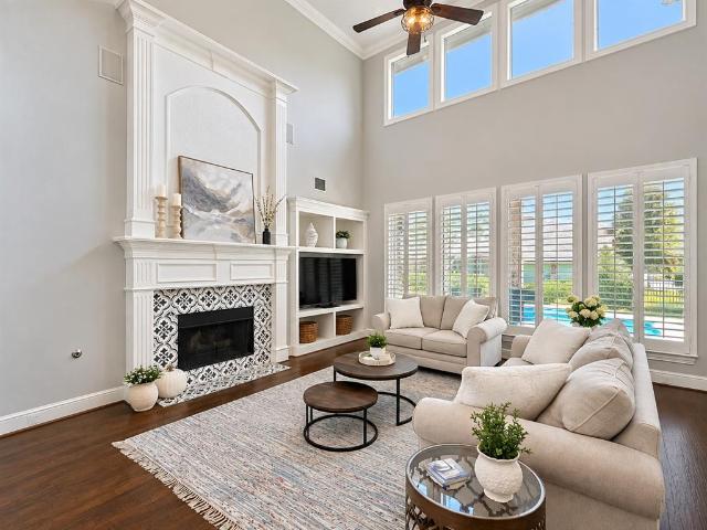 1140 Broken Bend Drive