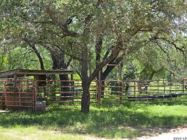 1140 County Road 765