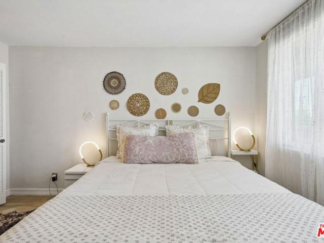 1140 E Ocean Boulevard 310