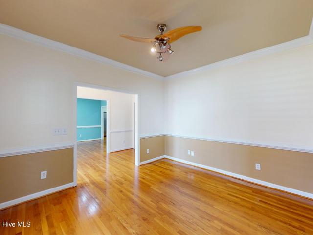 1140 Greenbriar Drive
