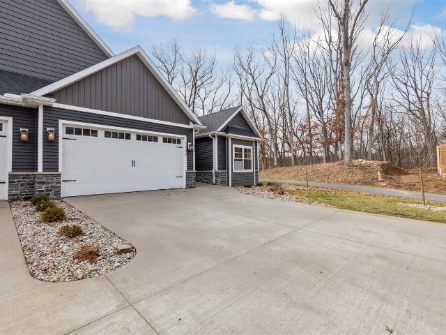 1140 Lochaven Circle # 10B