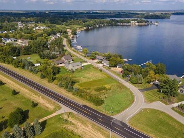1140 Park Rd, Madison Lake, MN 56063