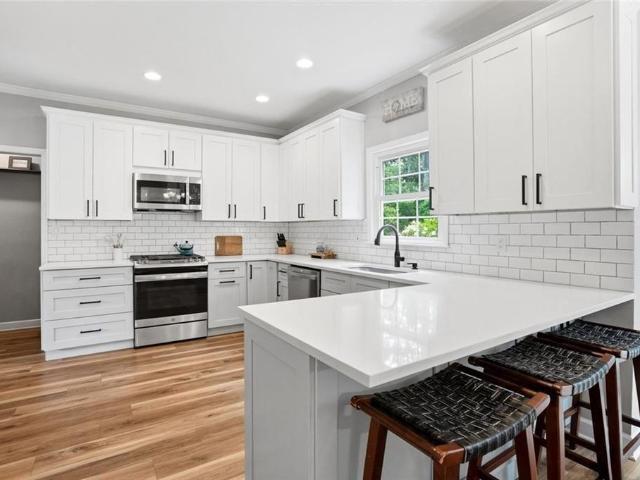 1140 Pebble Bend Drive