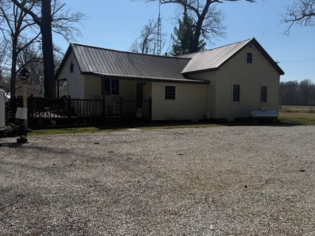 1140 Race Track Road