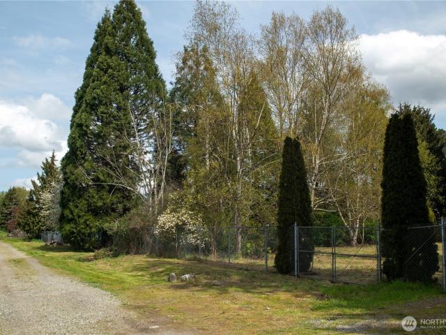 1140 rd Ave E, Puyallup, WA 98373 | MLS #2507 | Compass