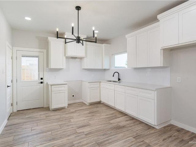 1140 th Street 1