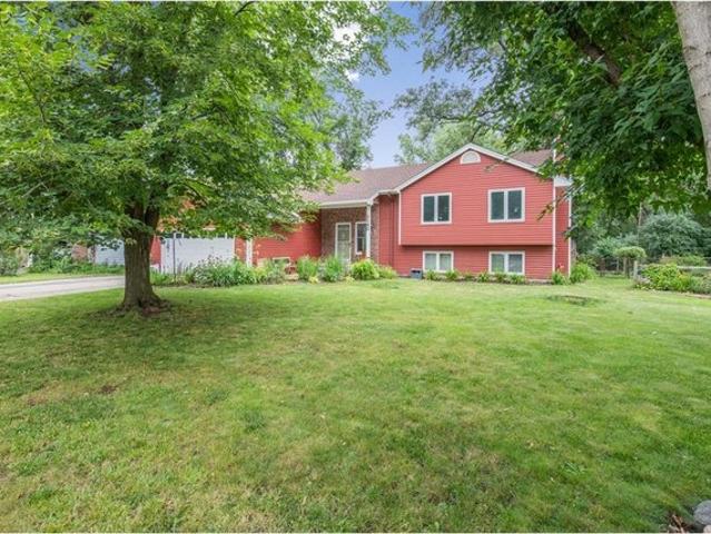 1140 86th Ave N, Brooklyn Park, MN 55444
