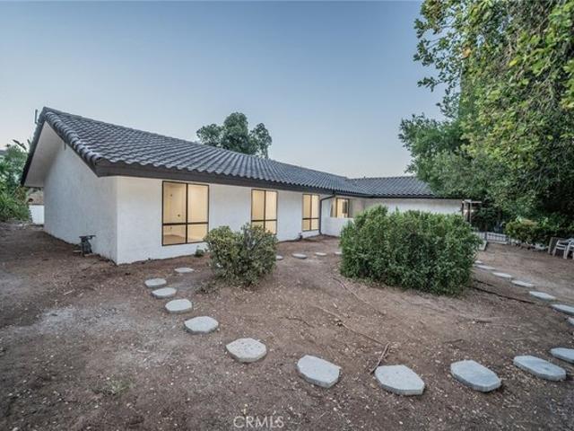 11410 Lombardy Ln, Moreno Valley, CA 92557