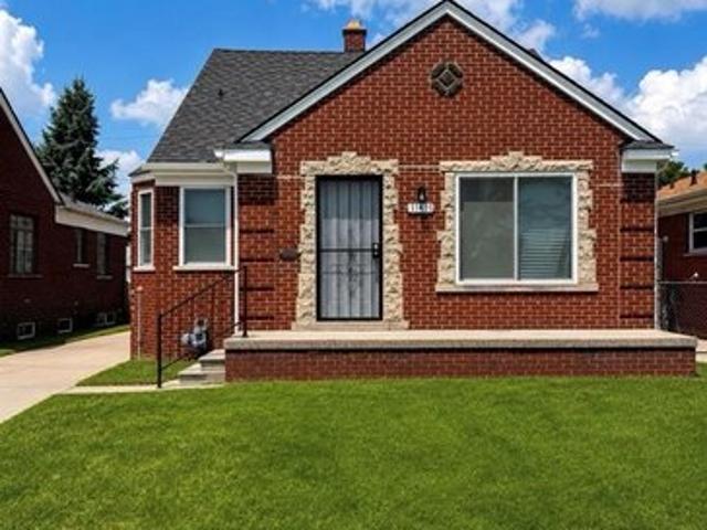 11411 Flanders St, Detroit, MI 48205