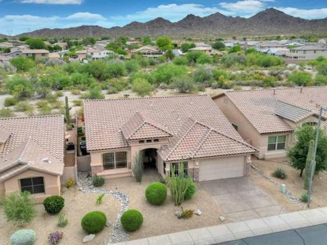 11411 S Oakwood Dr, Goodyear, AZ 85338