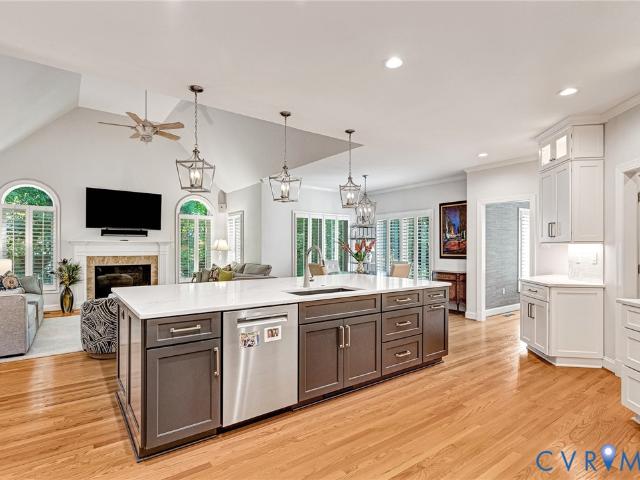 11412 Bell Tower Court