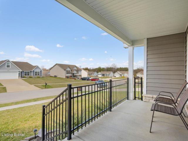 11414 Pebble Trace