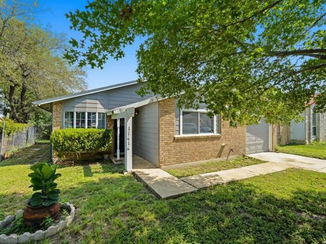 11414 Rifle Gap Dr, San Antonio, TX 78245