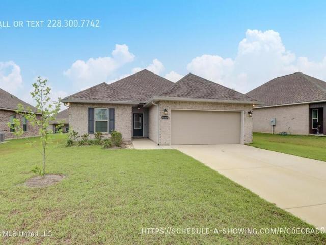 11415 Oak Aly, 3 beds, 2 full baths