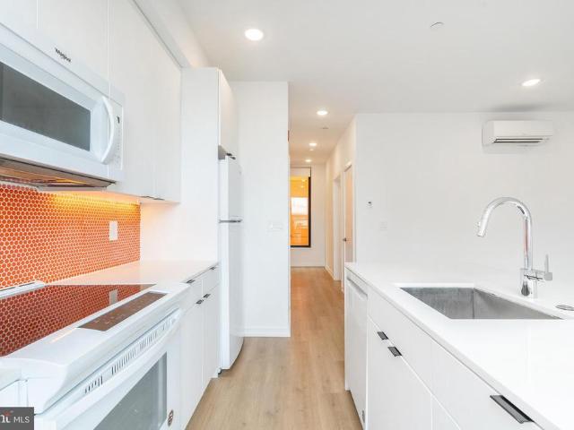 1141 N Front Street # 201