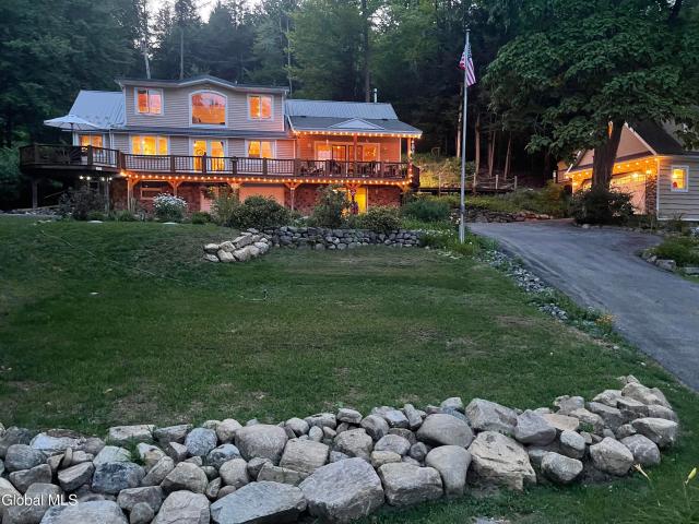 1141 North Shore L26 Road