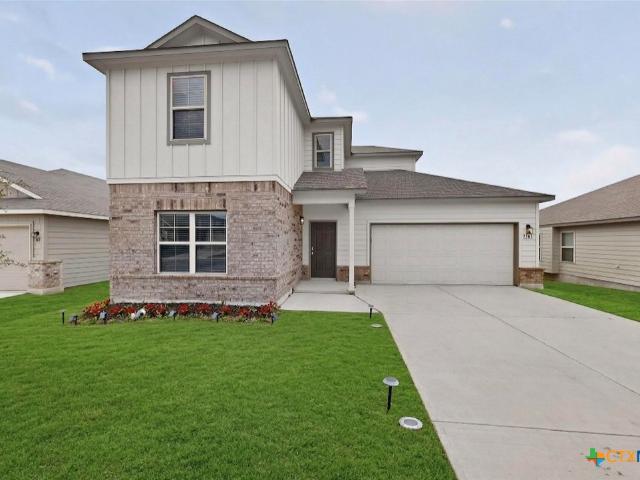 1141 Amber Lake