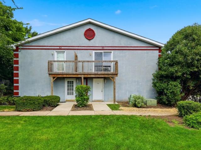 1141 Greenwood Cir Unit 7F, Woodstock, IL 60098