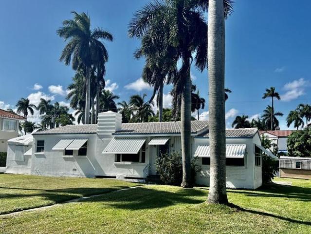 1141 Hollywood Blvd, Hollywood, FL 33019