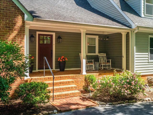 1141 kingsway rd