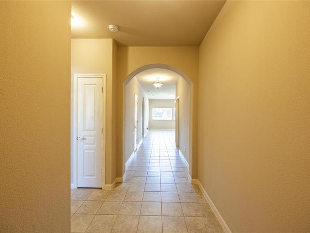 1141 Kingston Court