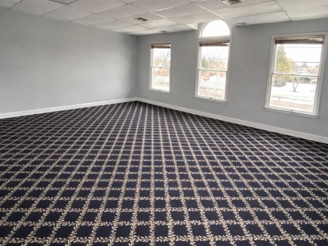 1141 Lincoln Square Unit Upstairs