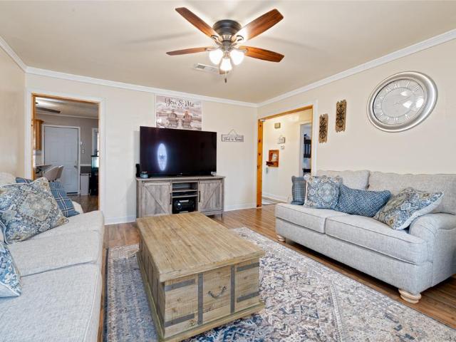 1141 S La Salle