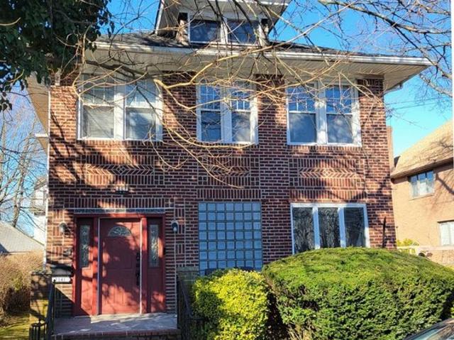 1141 Sage St, Far Rockaway, NY 11691