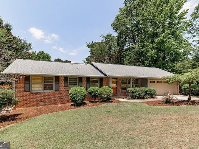 1141 Tuxedo Ln, Watkinsville, GA 30677