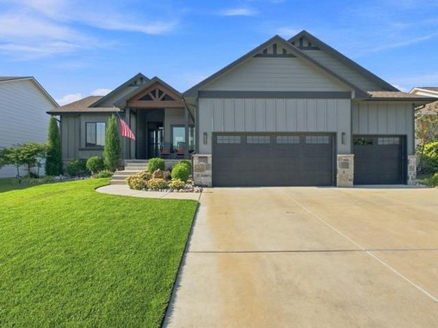 1141 W Shellbark St, Goddard, KS 67052
