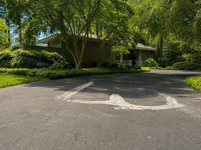 1141 Woodland Drive NW