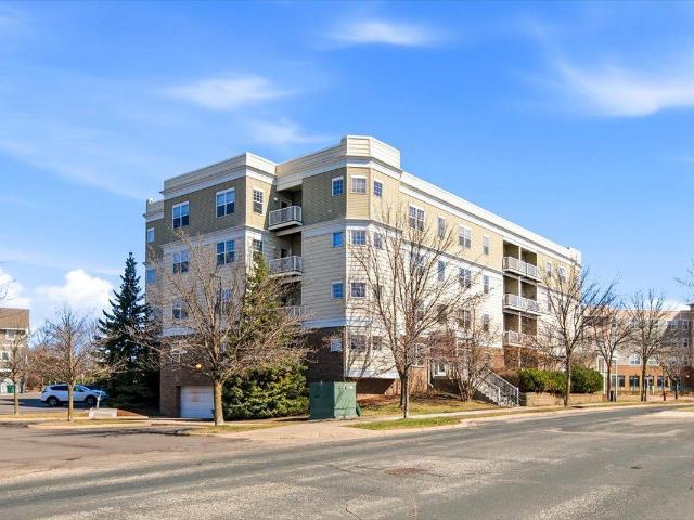 114200 Hundertmark Rd, Unit 212, Chaska, MN 55318 | MLS #7039 | Compass