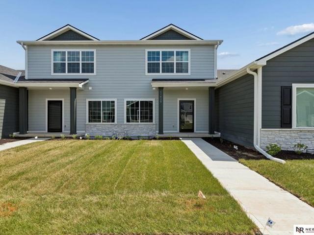 11420 N 160th Ct, Bennington, NE 68007