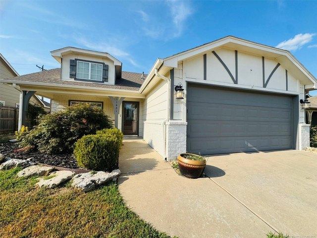 11421 E 110th Pl N, Owasso, OK 74055