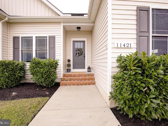 11421 Maplewood Drive