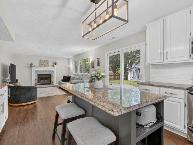 11422 Charleston Parkway