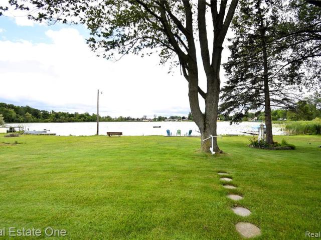11422 Skyline Drive