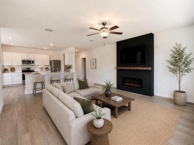 11424 Woody Creek Trail