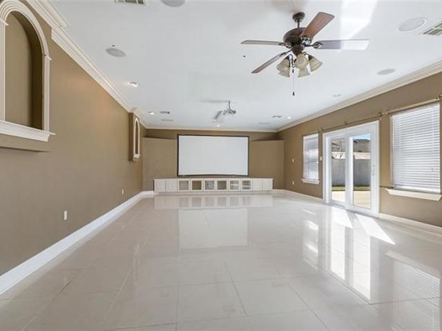 11424 Campbell Lane