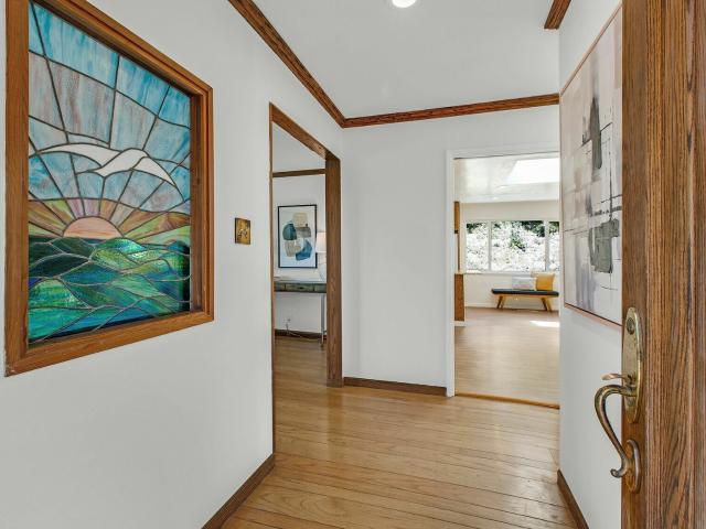 11425 Lochard Street, Oakland, US, CA