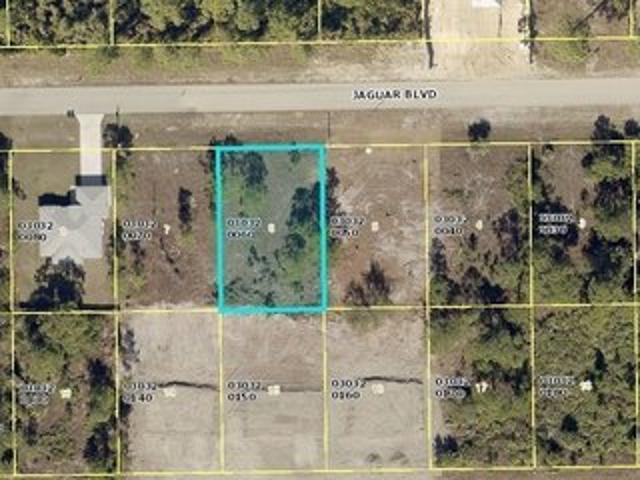 1142 Jaguar Blvd, Lehigh Acres, FL 33974
