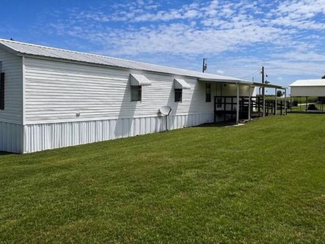 1142 SW Jim Clark Rd, Madison, FL 32340